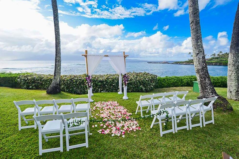 Maui Wedding Venue - Kapalua Oceanfront Lawn